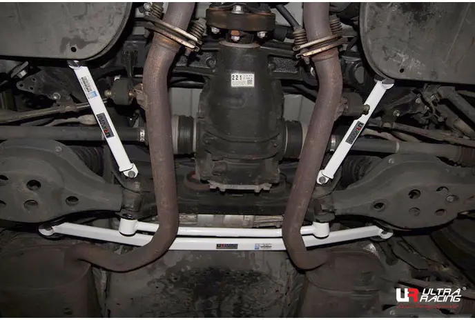 Lexus GS 250 350 450h strut bar and strut brace Ultra Racing, ready to ...